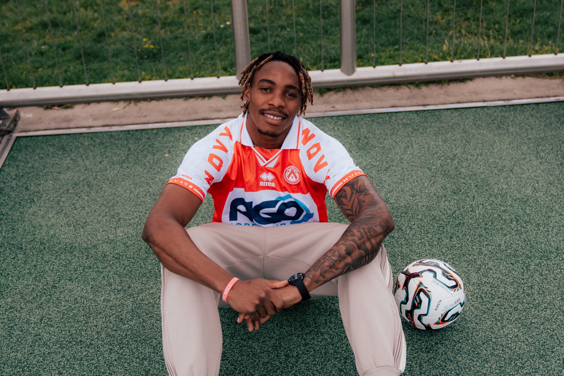 Sixtus Ogbuehi versterkt KVK-voorhoede - KV Kortrijk